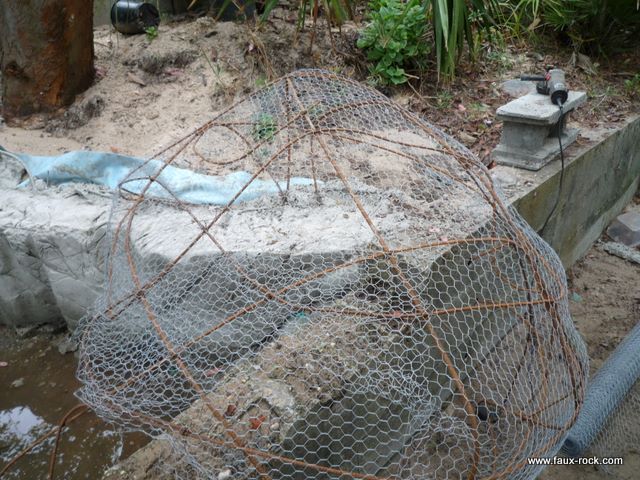 Etape 1 : Faux rocher : mise en place de la structure faux rocher, Faux ...