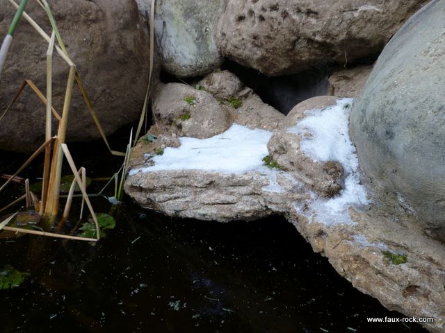 Hypertufa et résistance au gel Faux rocher et mur végétal