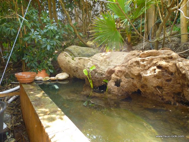 Etape 5 : Mur Végétal : Mise en place du second rocher Faux rocher et ...